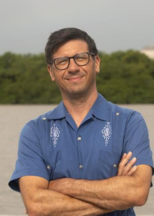 Ian Carrillo | Environmental Studies Program